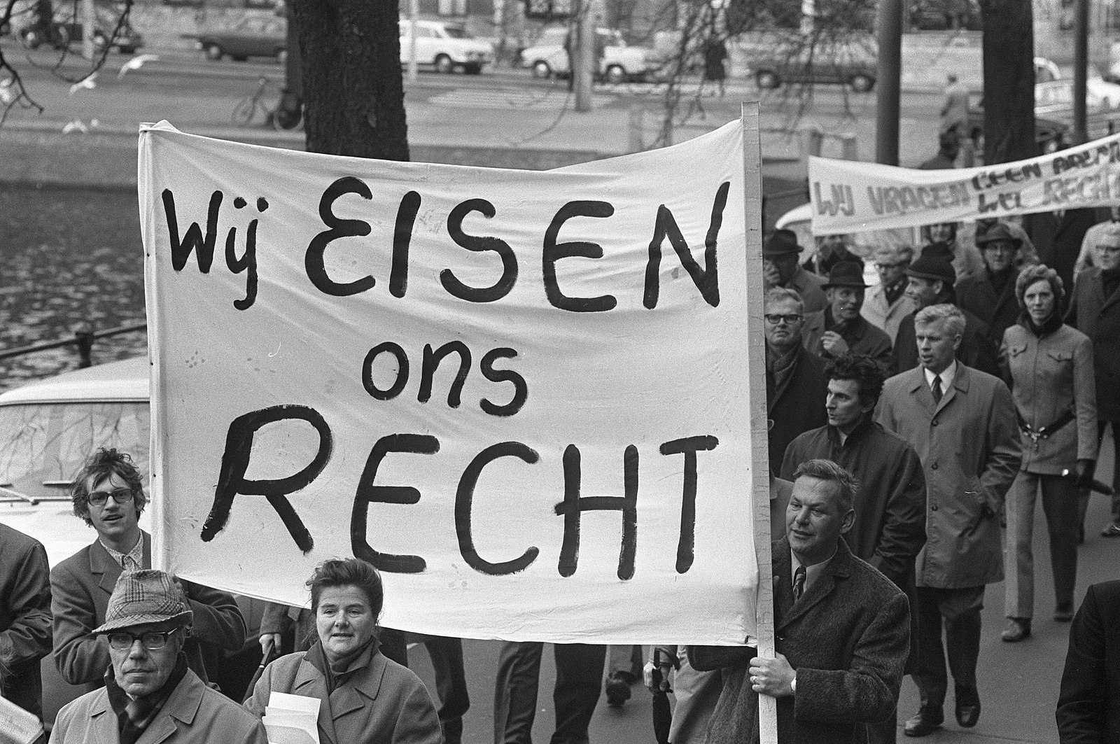 ‘Niet buigen maar breken’